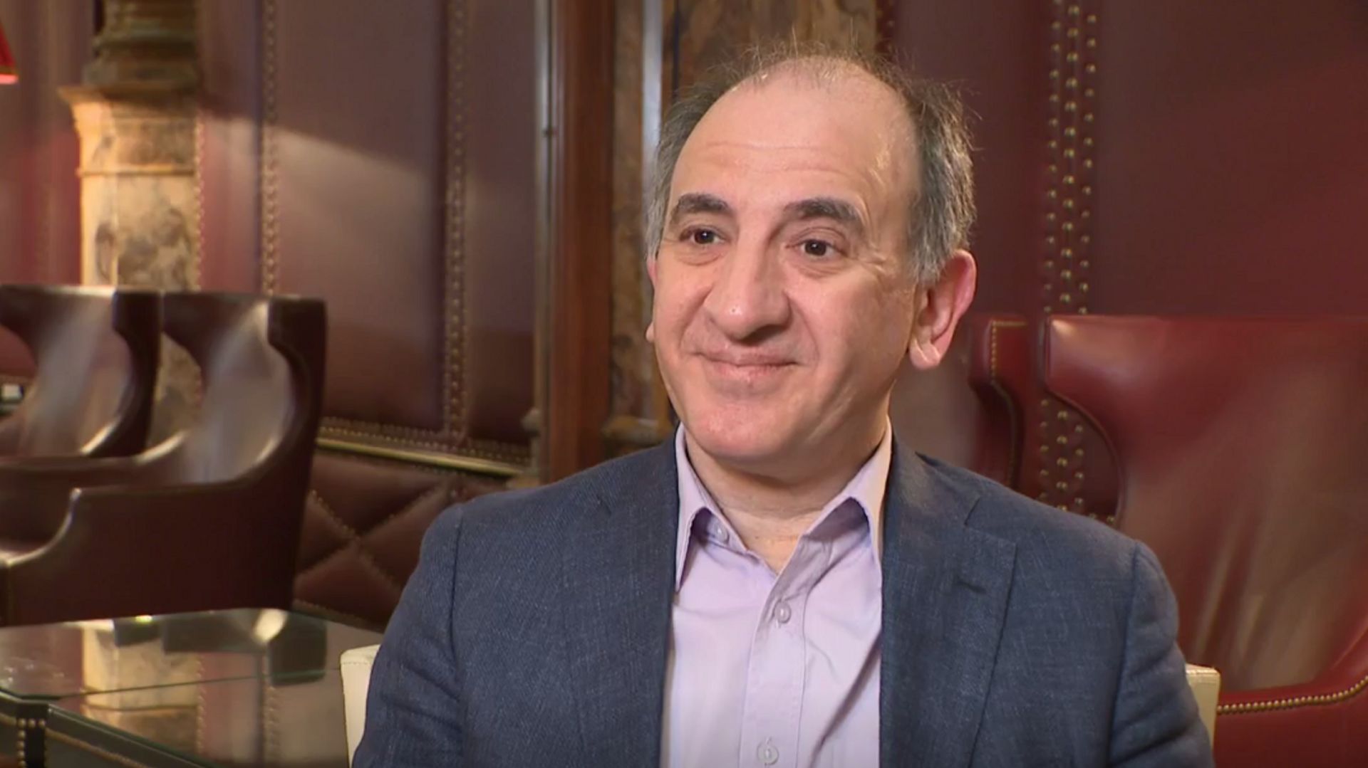 Dev Patel va incarner le David Copperfield de Dickens - RTBF Actus