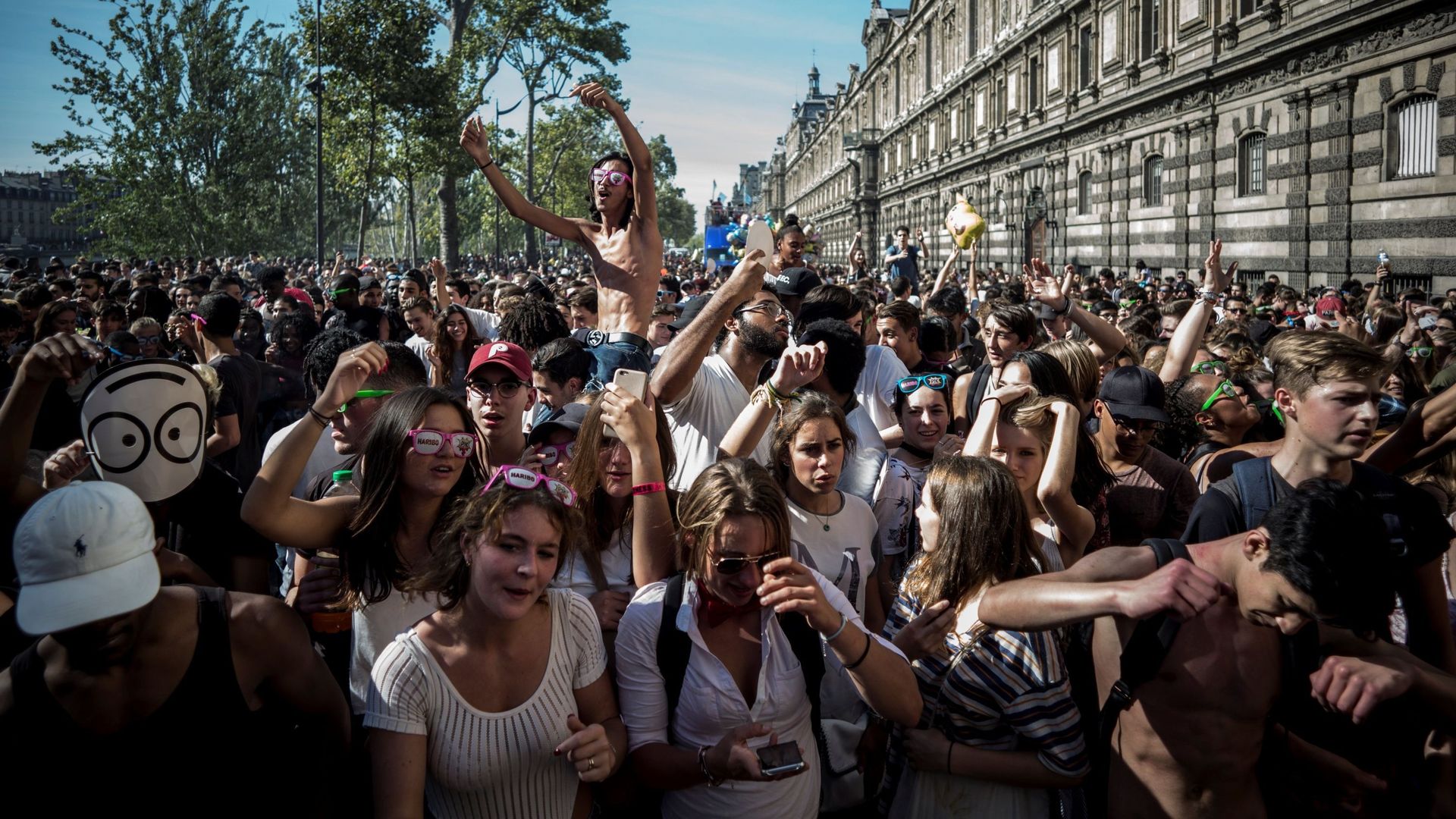 La Techno Parade s'invite à Paris le samedi 13 septembre - RTBF Actus
