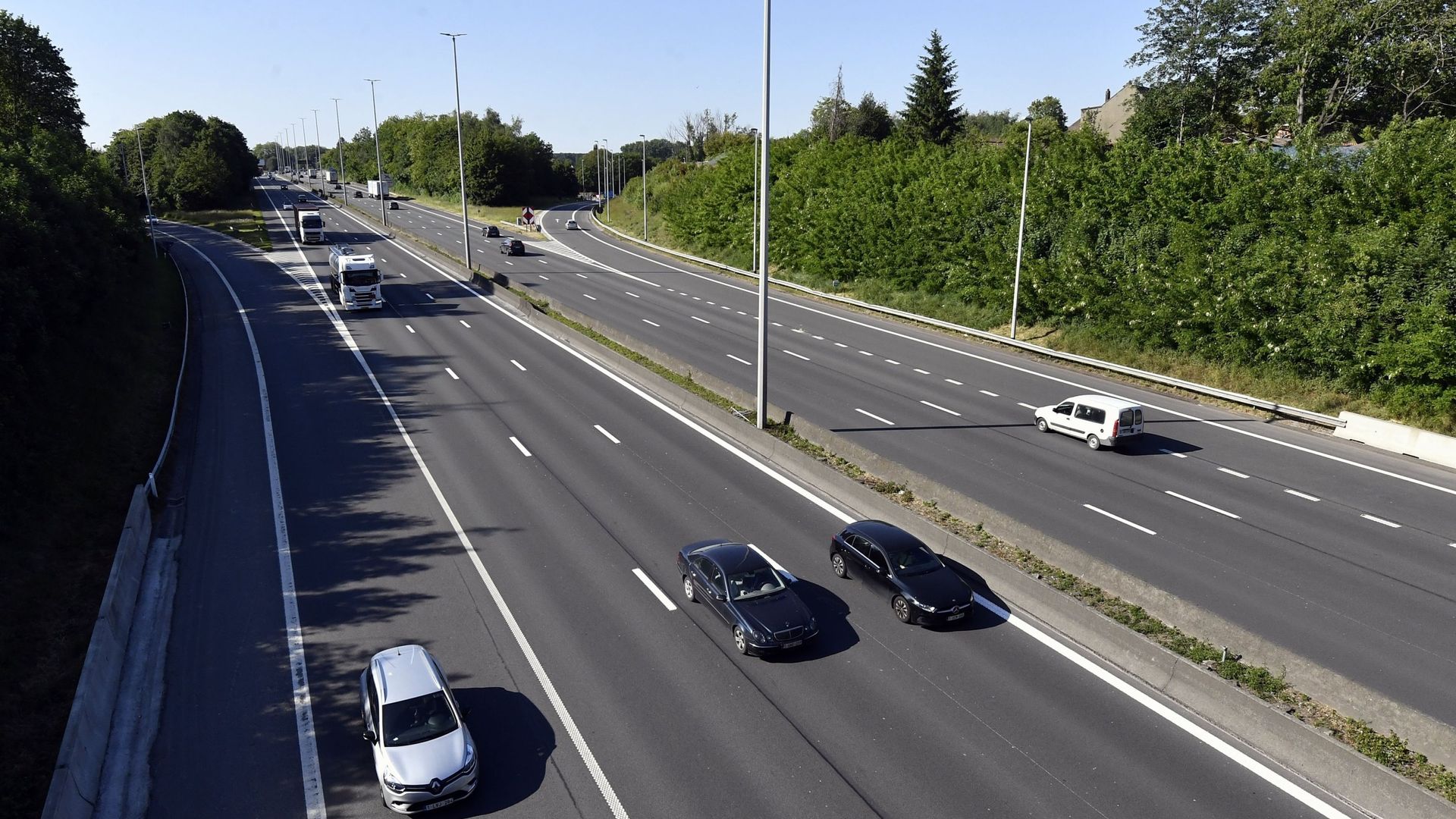 Sécurité Routière : la zone cyclable, les règles expliquées - RTBF Actus