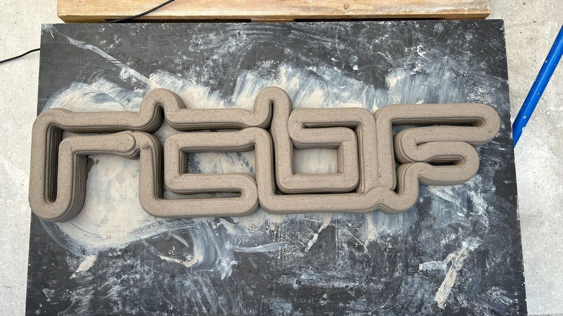 Un Œil sur demain - Une tour de 3 étages réalisée avec une imprimante ...