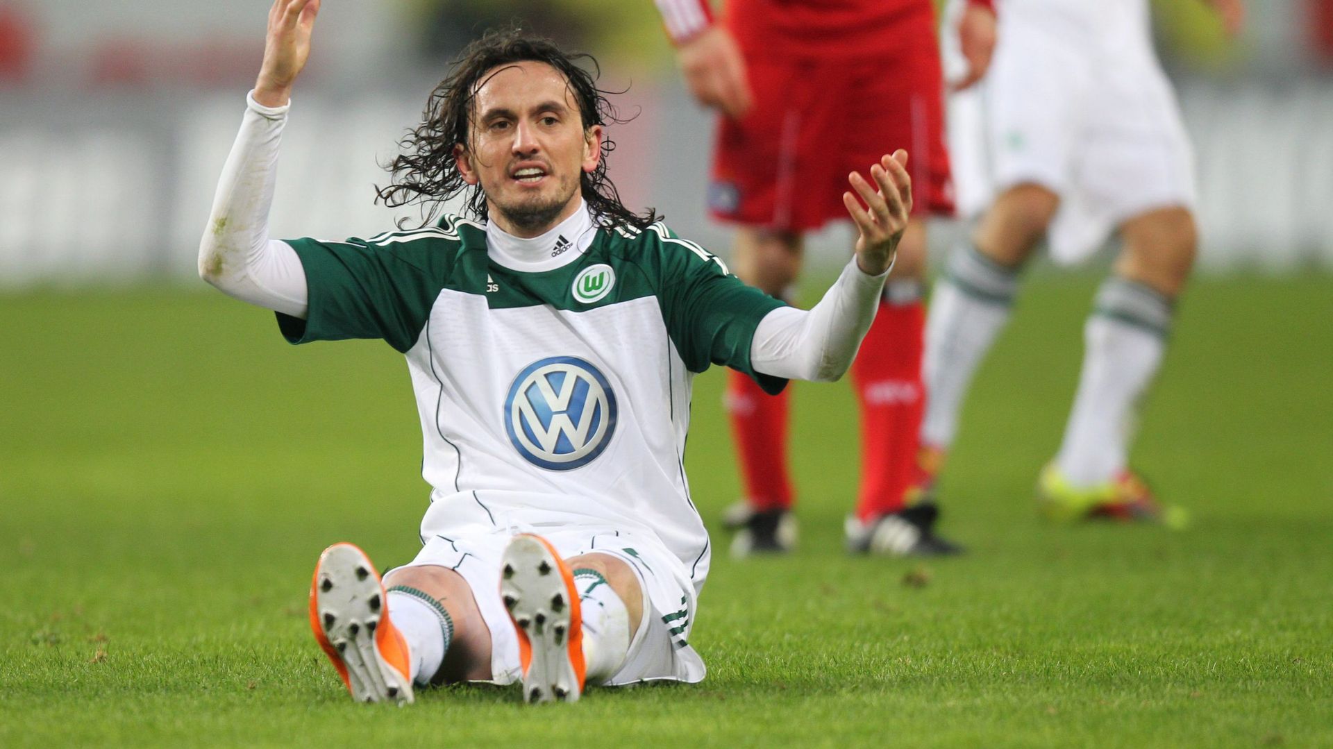 Le Turc Tuncay rejoint Bolton - RTBF Actus