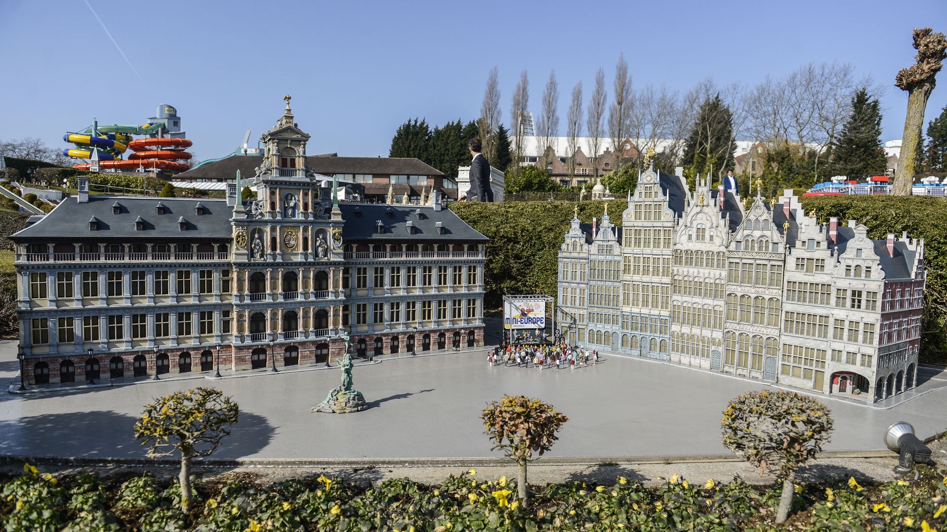 Le patron de Mini-Europe a-t-il dupé le Brabant wallon? - RTBF Actus