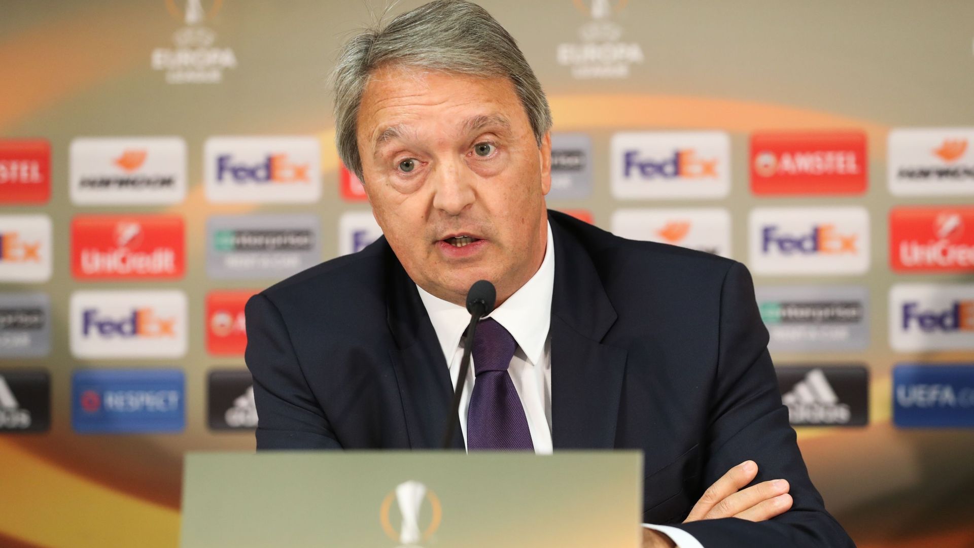Van Holsbeeck veut jouer le lundi soir si Anderlecht poursuit son ...