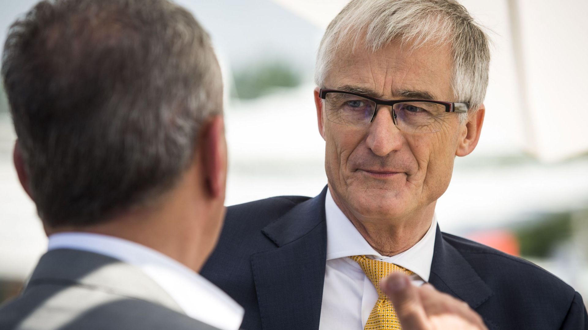 Geert Bourgeois s'engage à son tour pour le maintien de FM Brussel ...