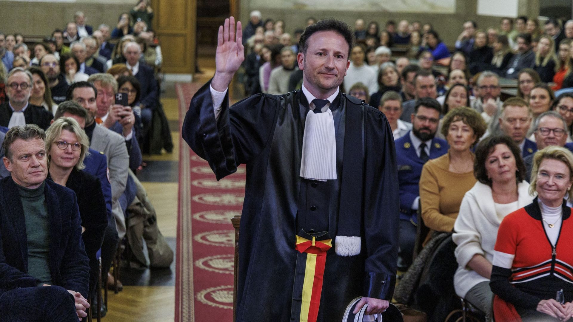 Le nouveau procureur du Roi de Bruxelles, Julien Moinil, a prêté ...