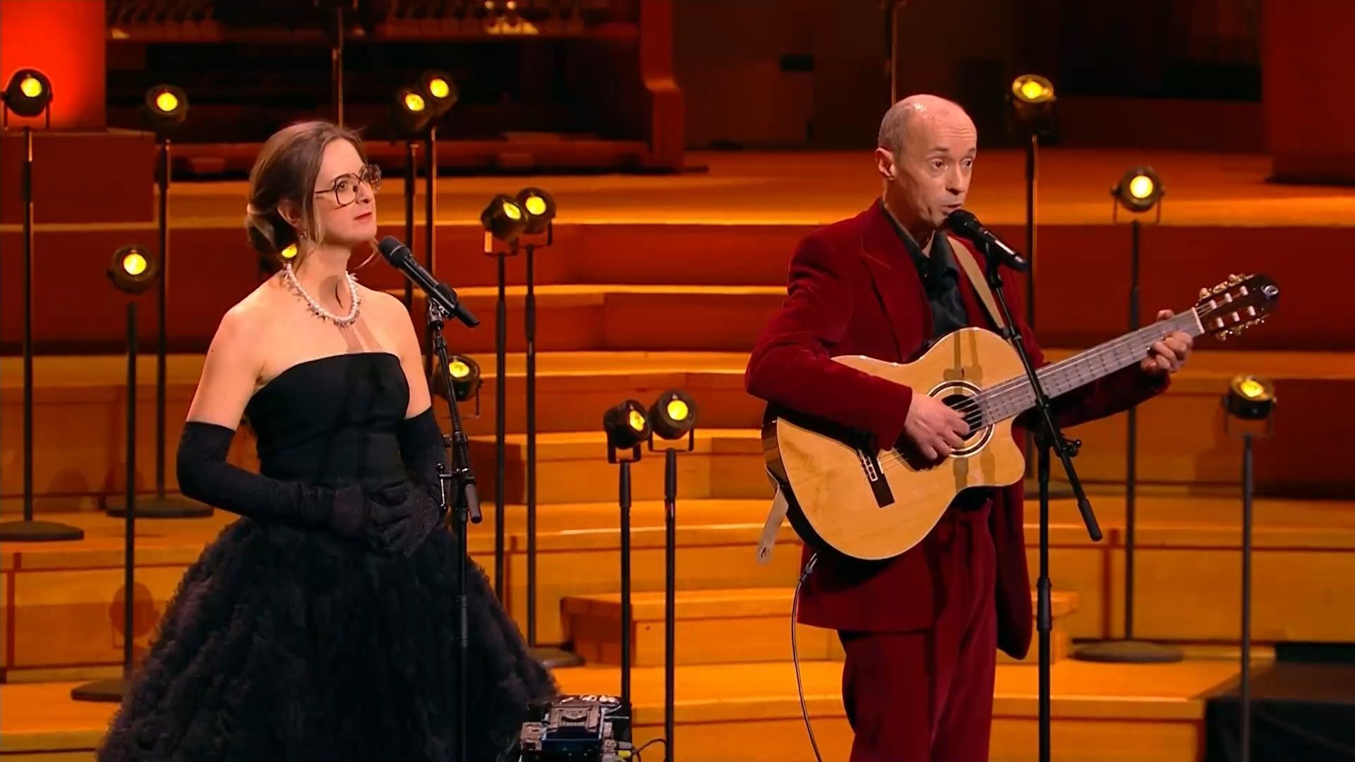 Charline Vanhoenacker mise sur l’ironie pour son discours d’ouverture ...