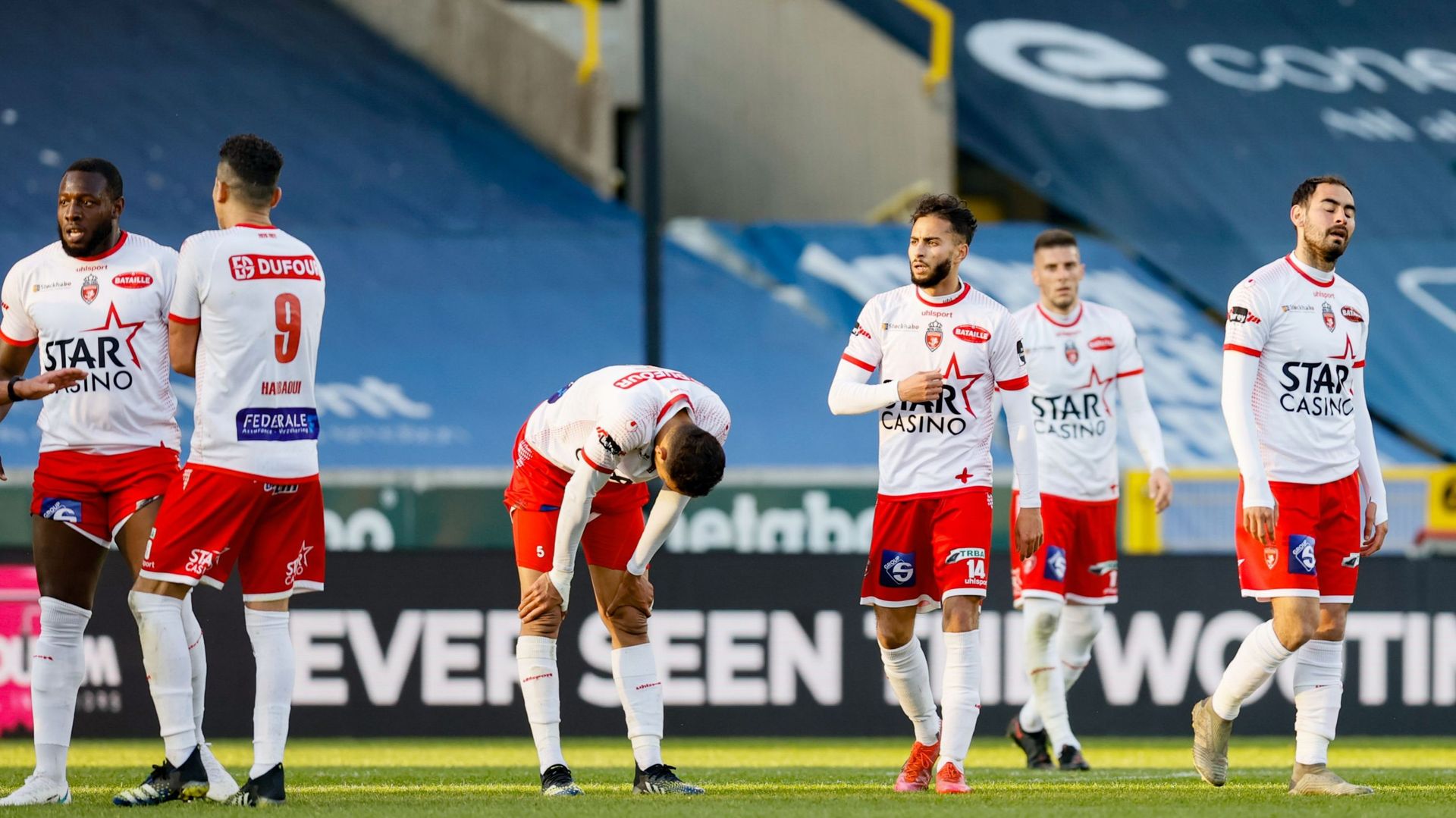 Scénario catastrophe pour Mouscron, l’Excel craque au FC Bruges et est ...