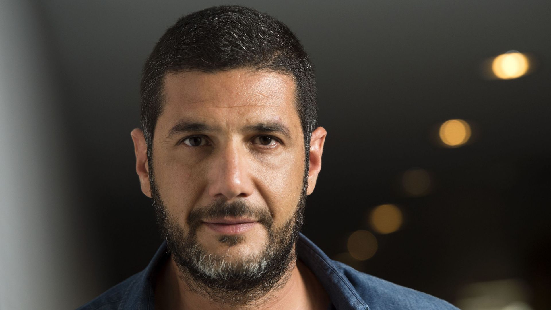 L'interview de Nabil Ayouch pour 'Razzia' - RTBF Actus