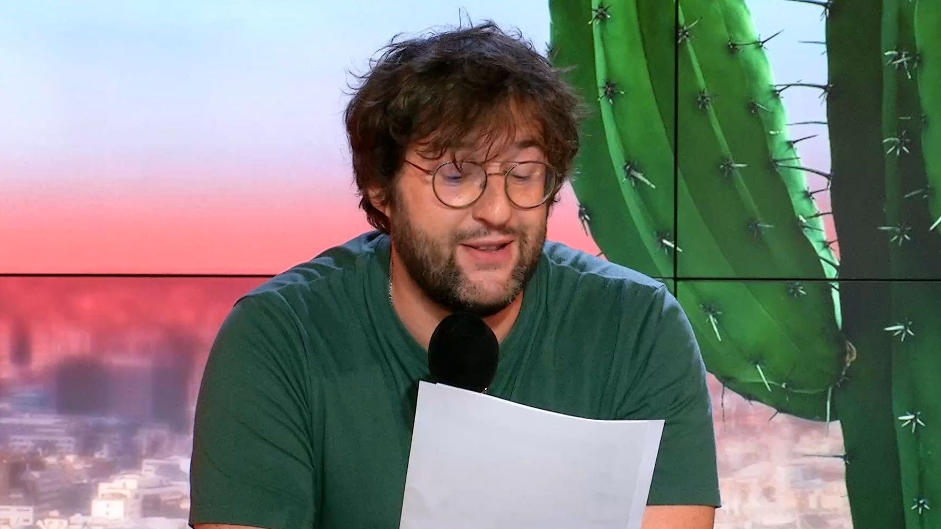 Le Cactus : Gaëtan Delferière réagit à la vidéo de Patrick Sébastien, en concert dans un camping ...