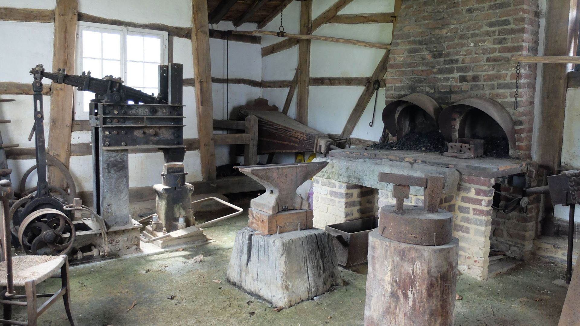 Tourisme : Le Fourneau Saint Michel près de Saint-Hubert, un village ...
