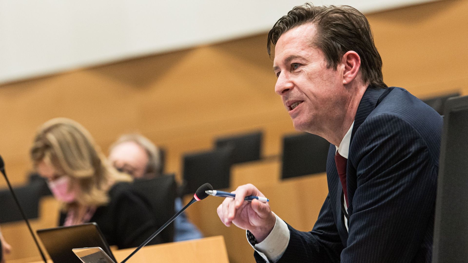 Jean-Pierre Van Rossem, le député belge qui s’est fait élire depuis une ...