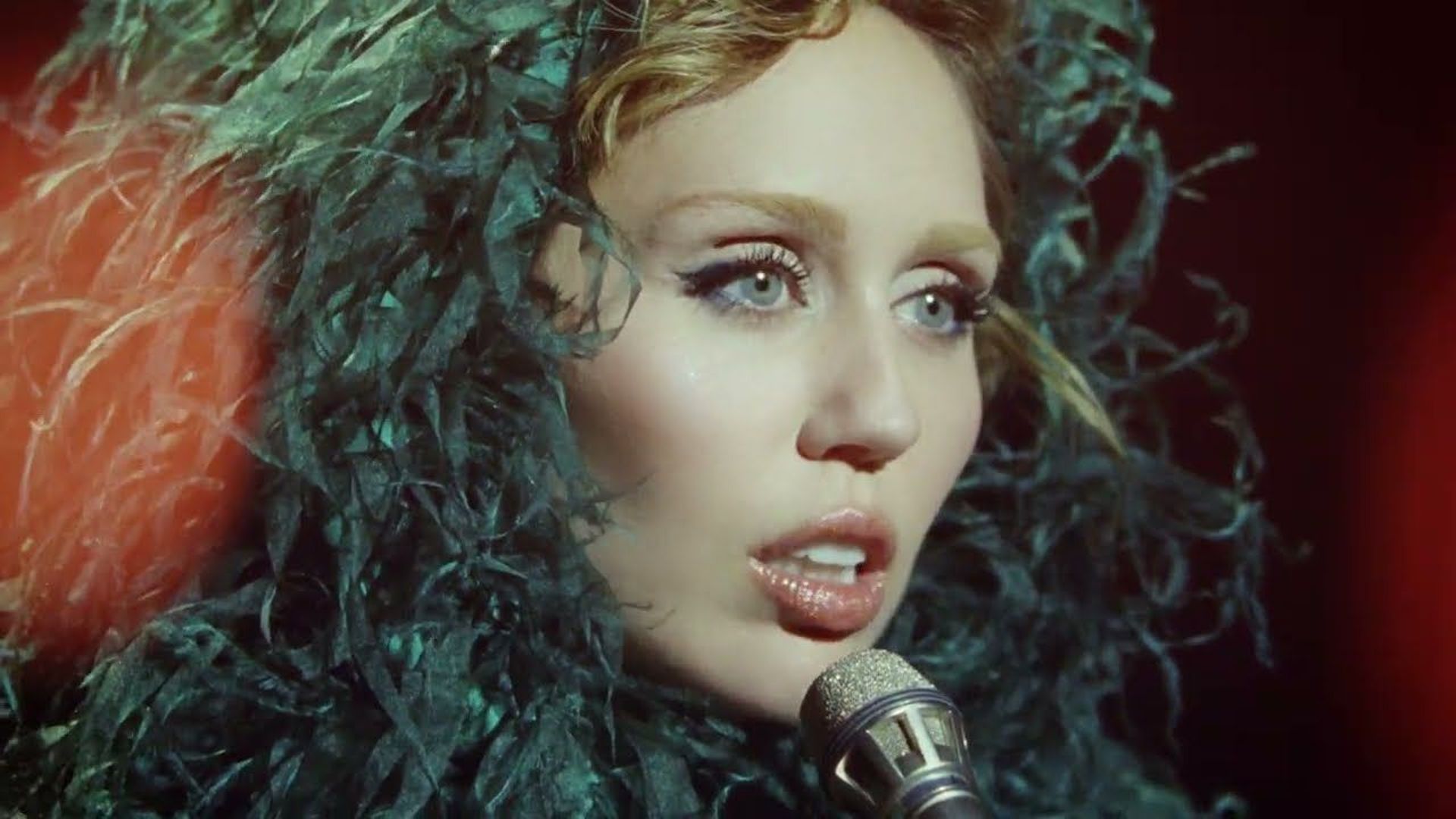 Miley Cyrus : on sait enfin quand va sortir son nouvel album ...