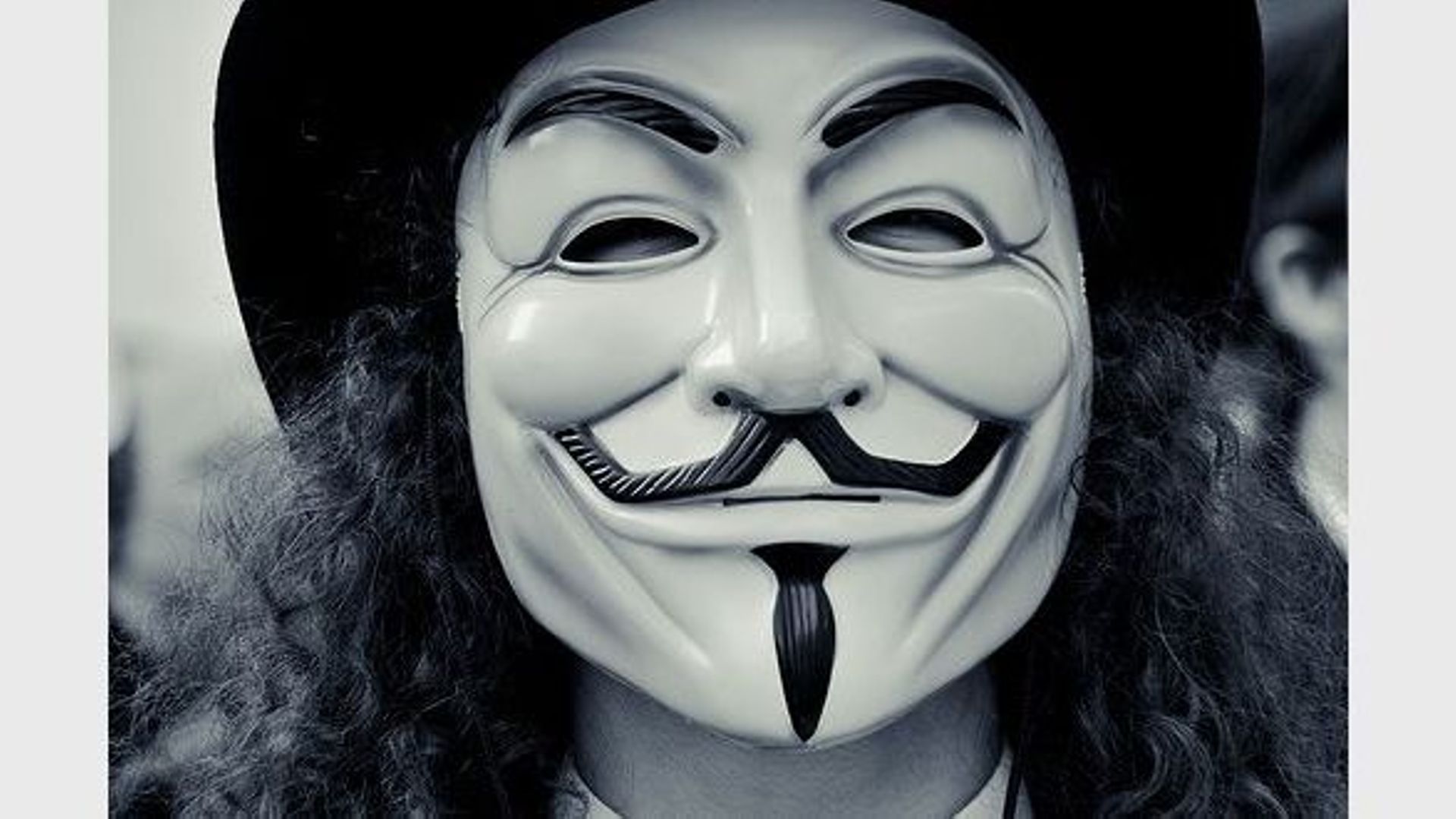 Histoire du Monde : les Anonymous