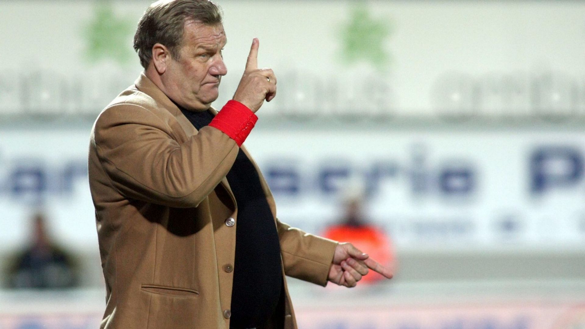 Johan Boskamp remercié par Beveren - RTBF Actus