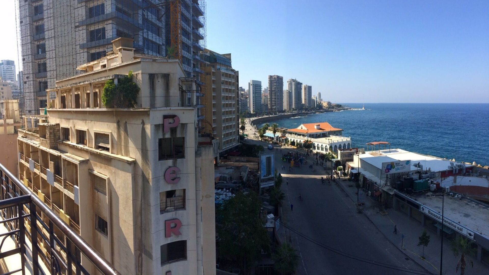 Libres livres au Salon du Livre francophone de Beyrouth - RTBF Actus