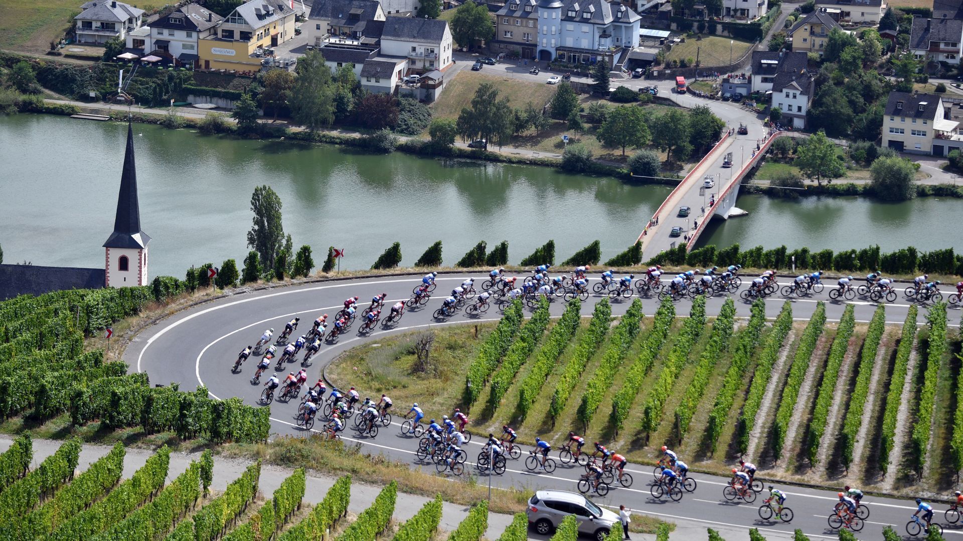 Mihkel Räim remporte la 1ère 'Great War Rembrance Race', le Belge Van ...