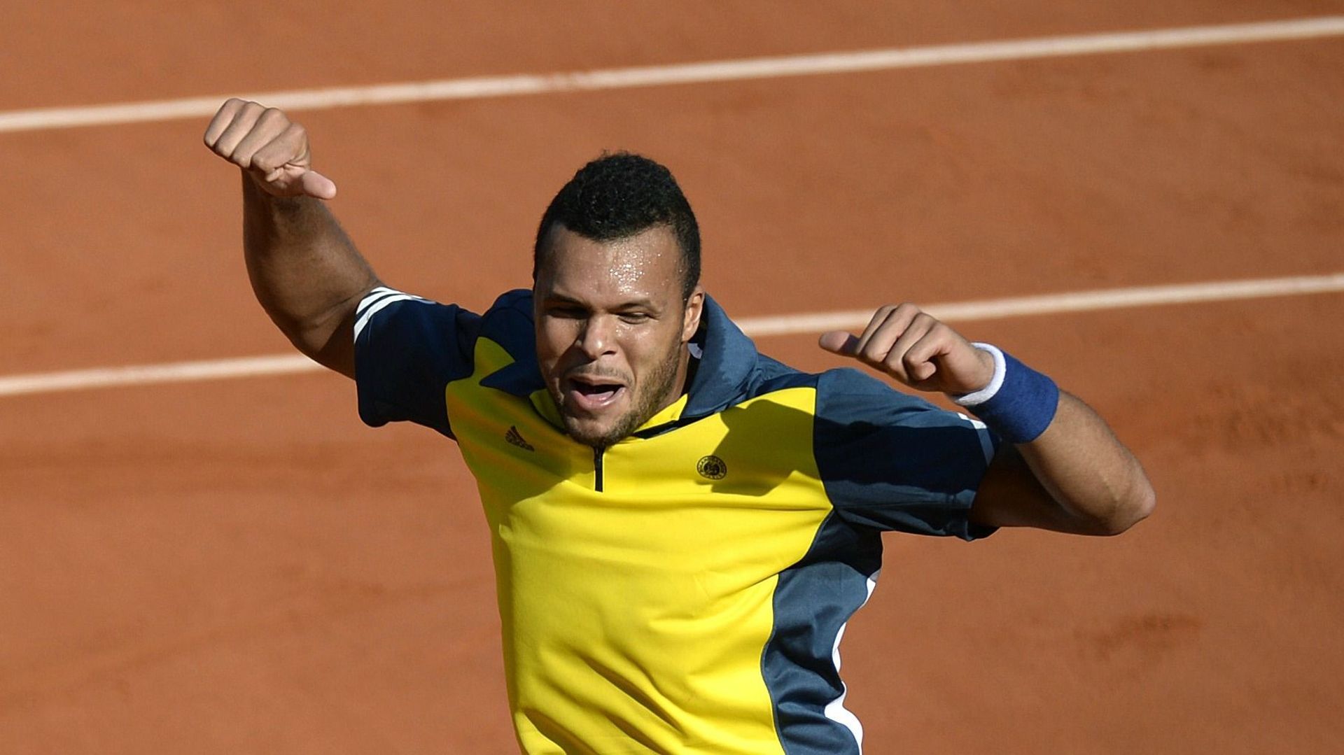Tsonga s'offre Federer en trois sets - RTBF Actus