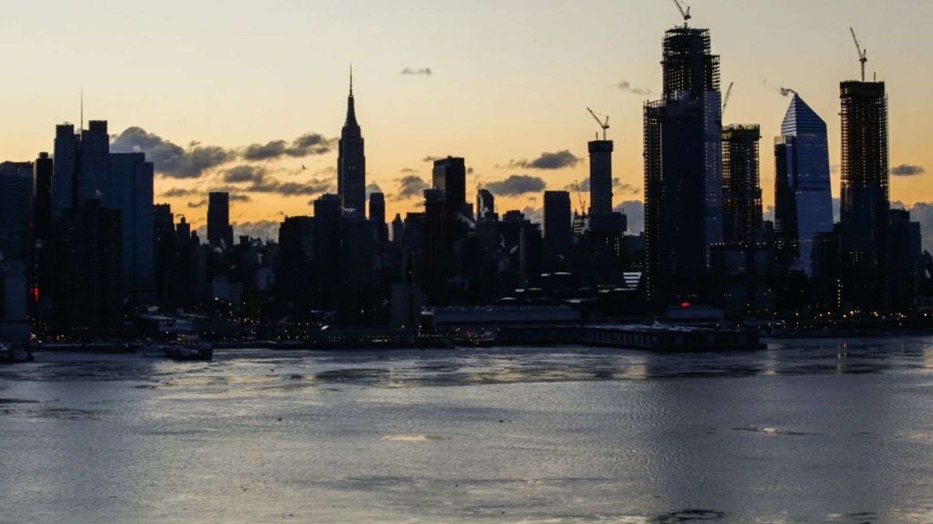 Le nord-est de l'Amérique continue de greloter mais le dégel est en vue ...