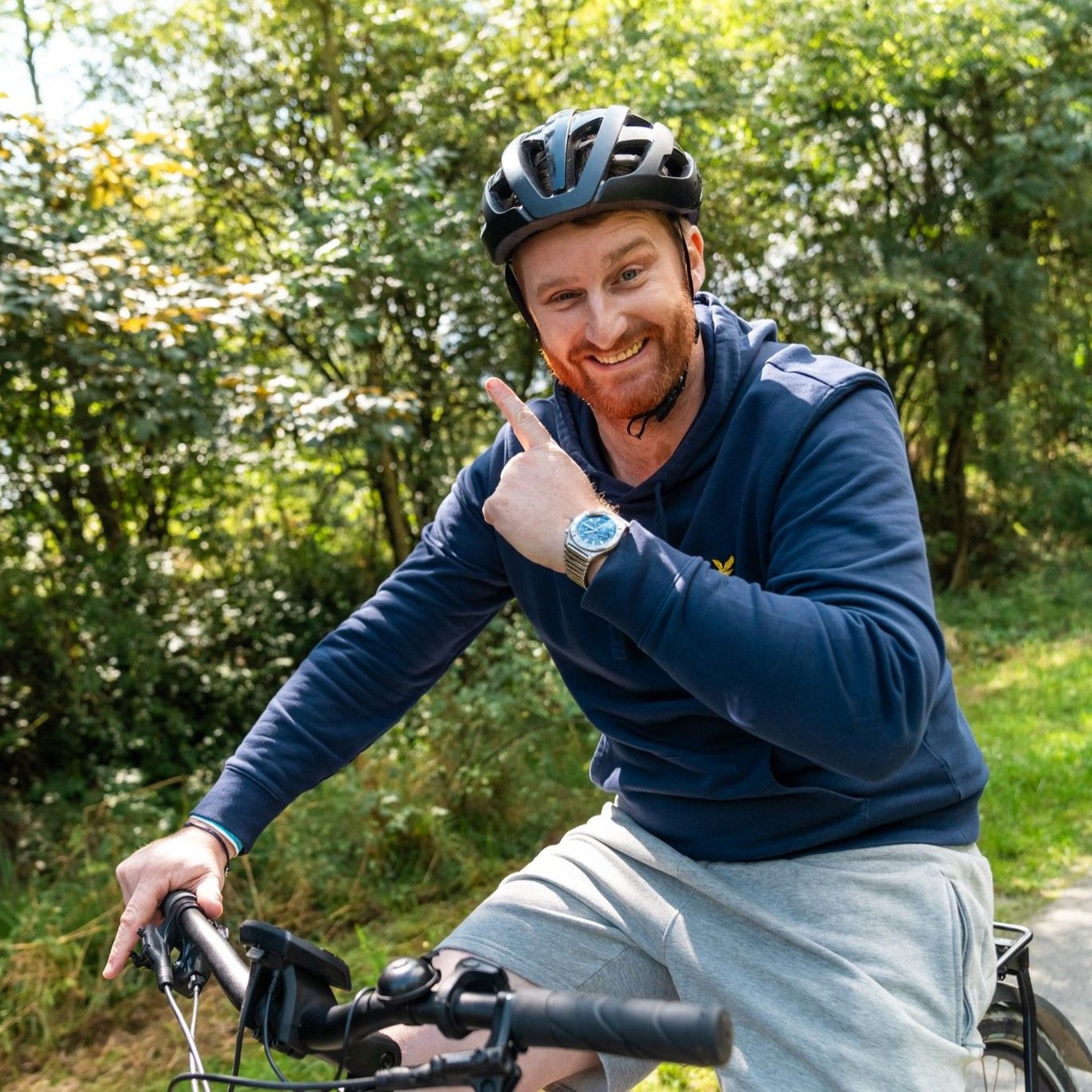 Le nouveau cuisinier RTBF, Julien Lapraille, dans le Beau Vélo de RAVeL ...