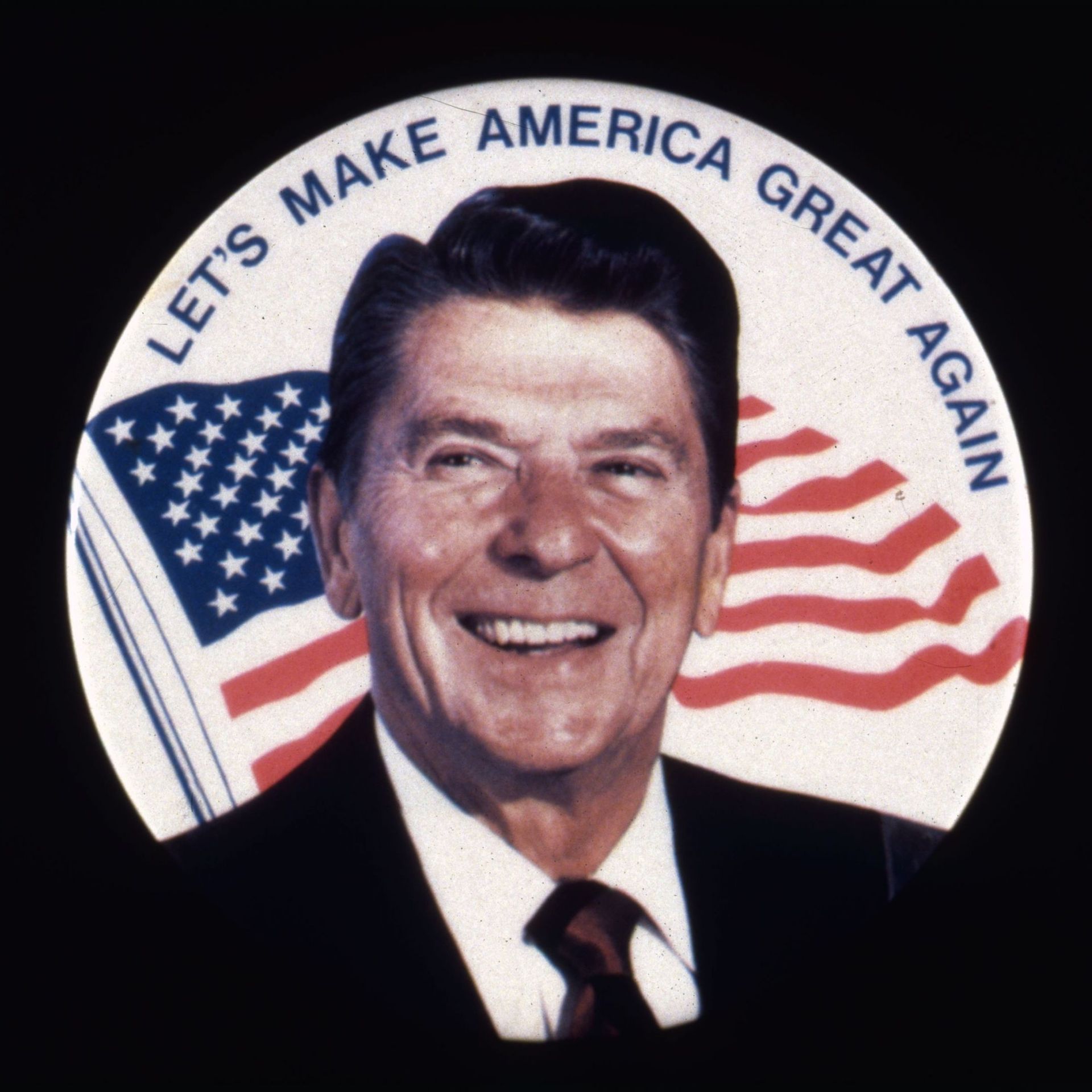 'Make American Great Again' : un slogan piqué par Trump à Ronald Reagan, un 'crétin qui a gagné ...