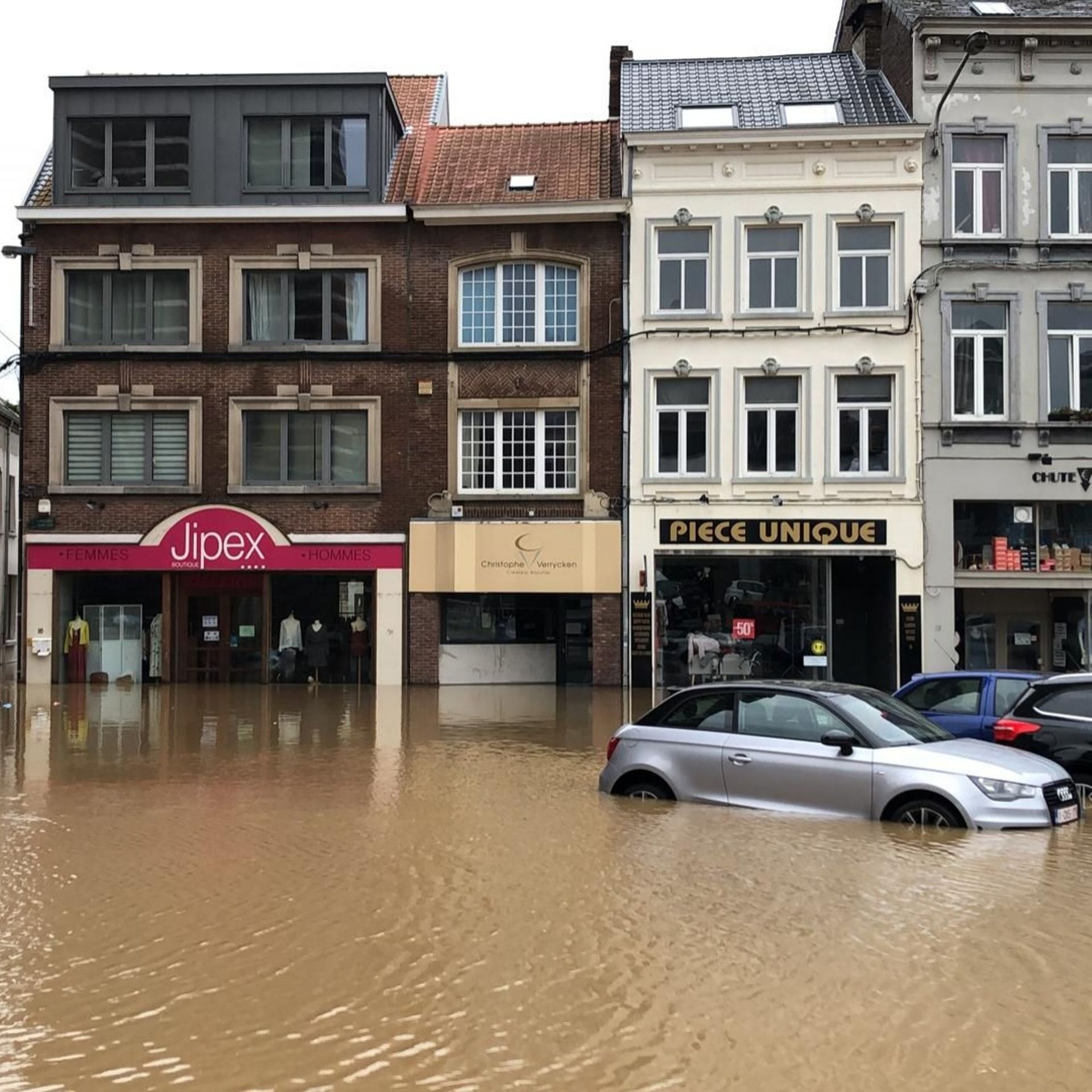 Les images du Brabant Wallon : un mètre cinquante d’eau dans le centre ...