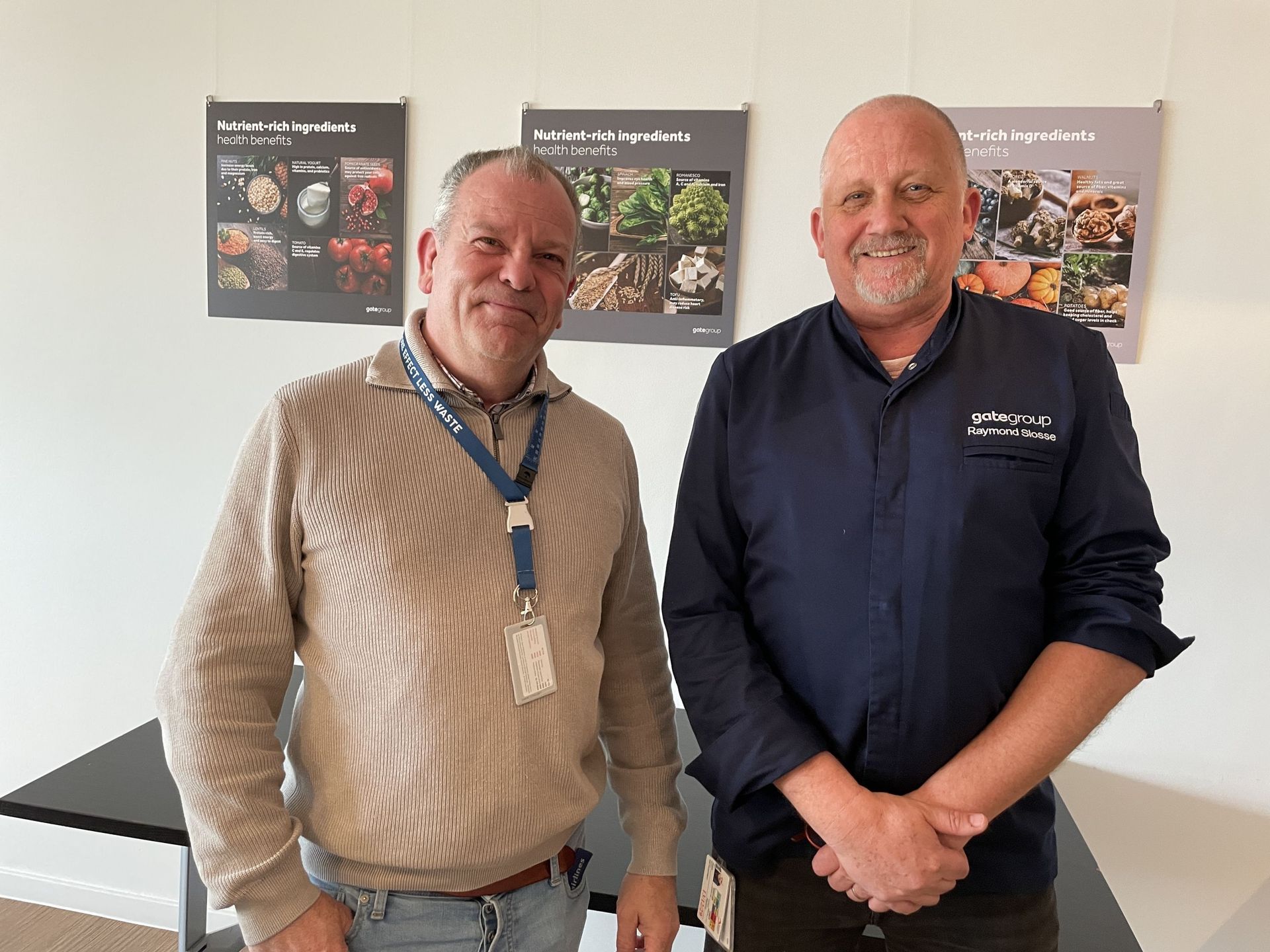 Comment sont préparés les plateaux-repas servis dans les avions ? Cap ...