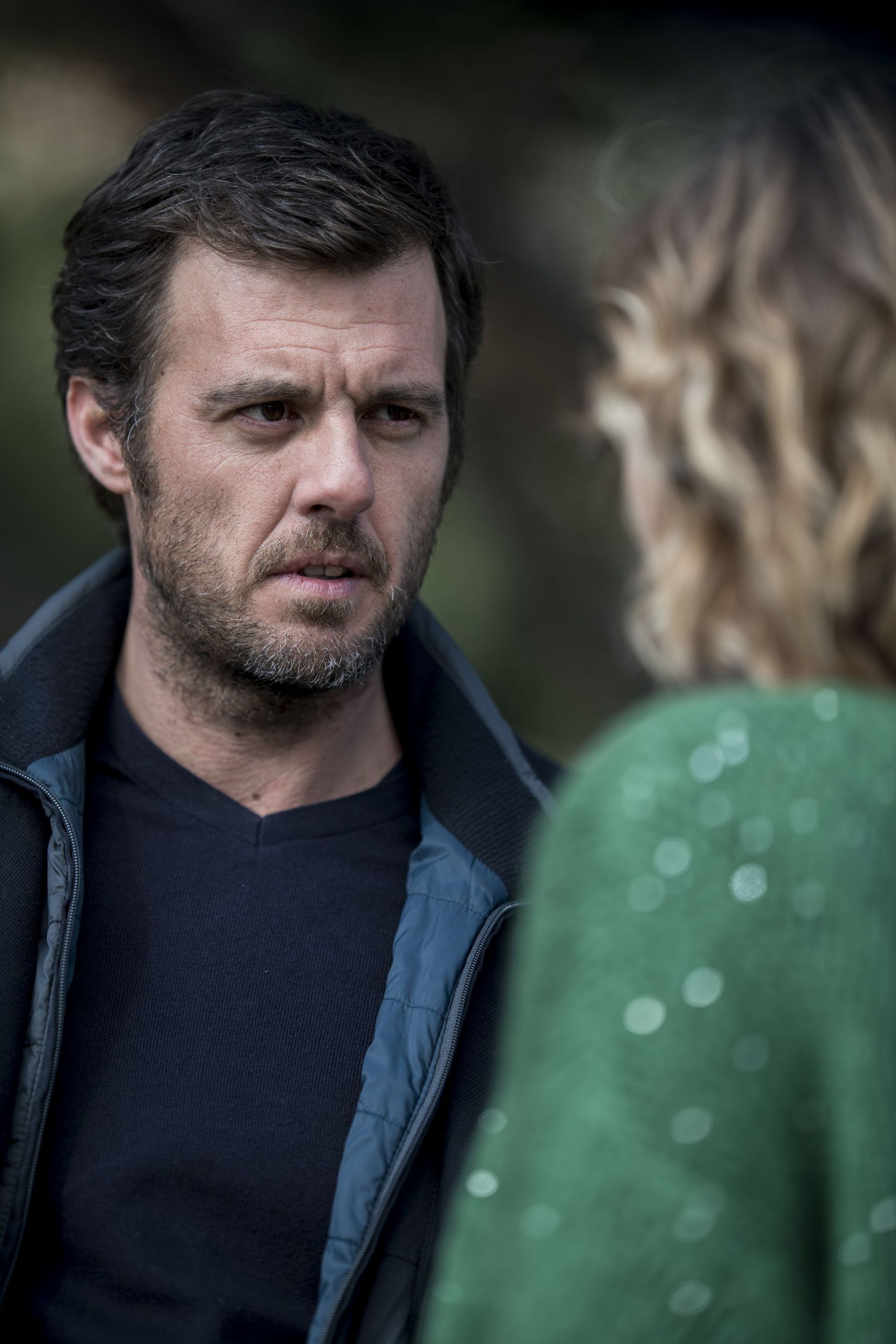 Qui se cache derrière le flic de 'Noces rouges'