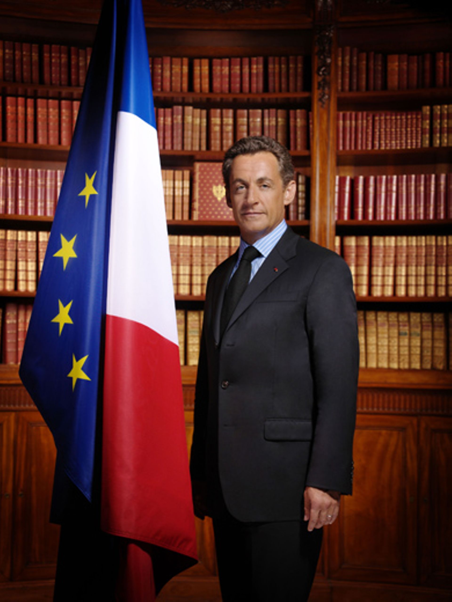 Voici le portrait officiel d'Emmanuel Macron - RTBF Actus
