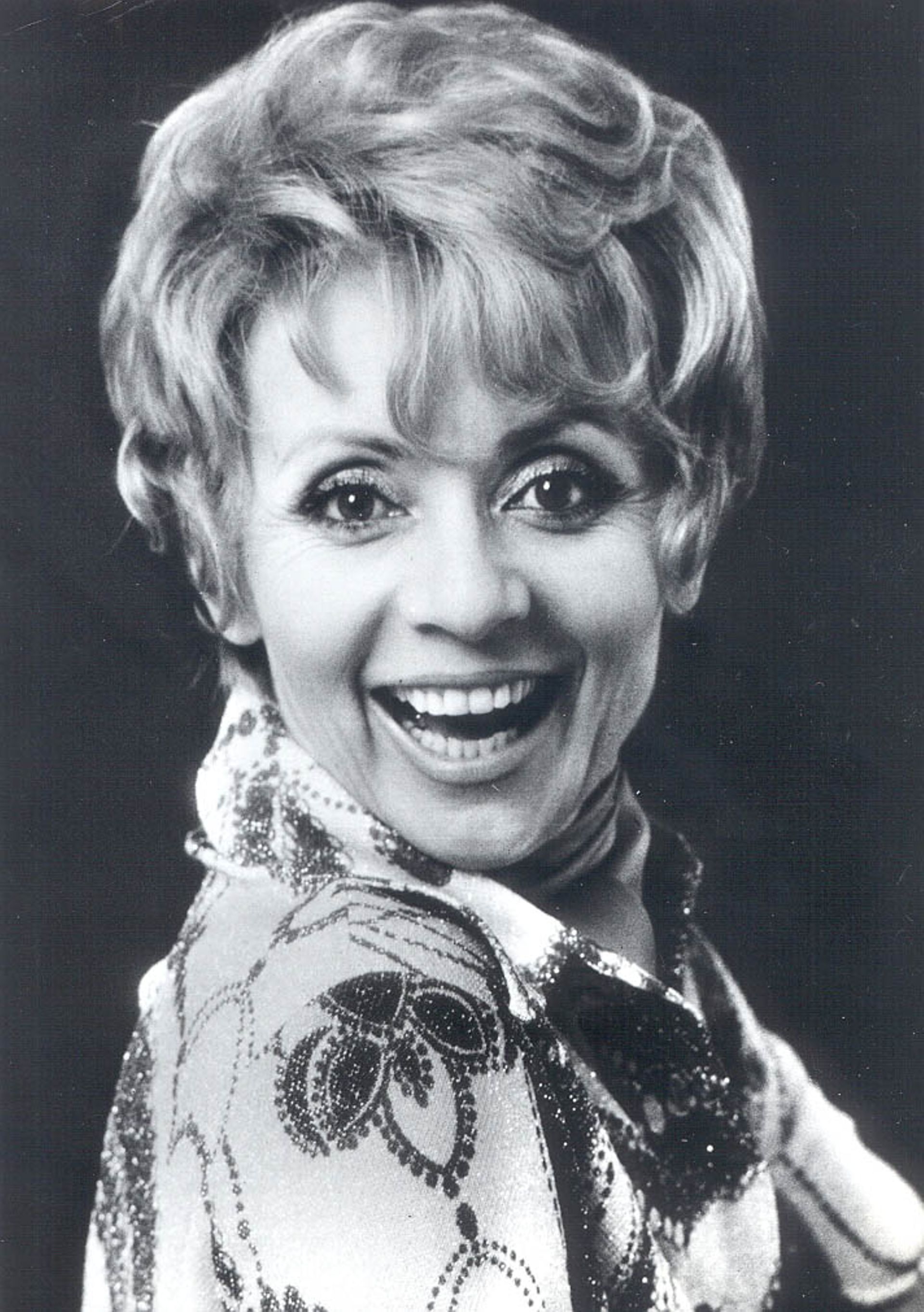 Annie Cordy fête ses 90 ans ! - RTBF Actus