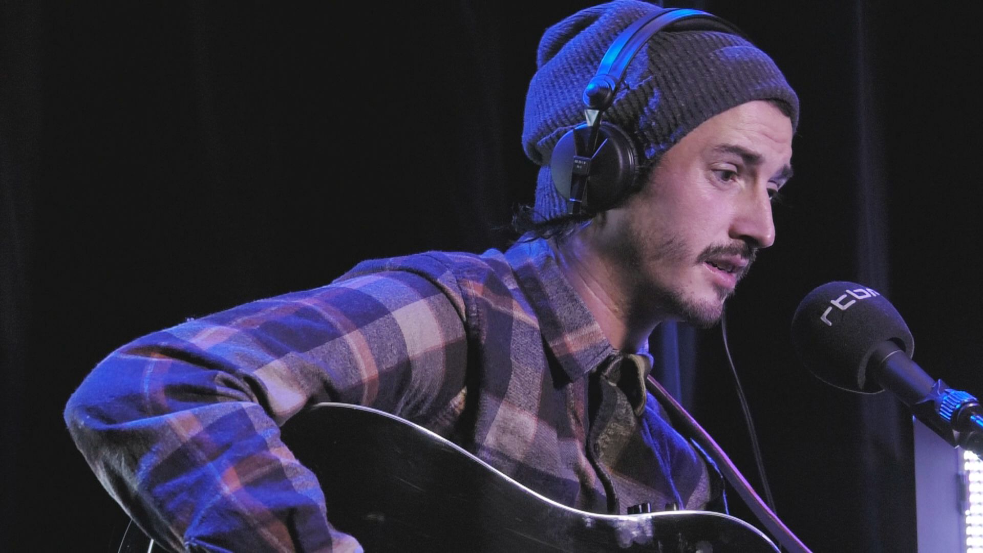 Graham Candy en interview et session live - RTBF Actus