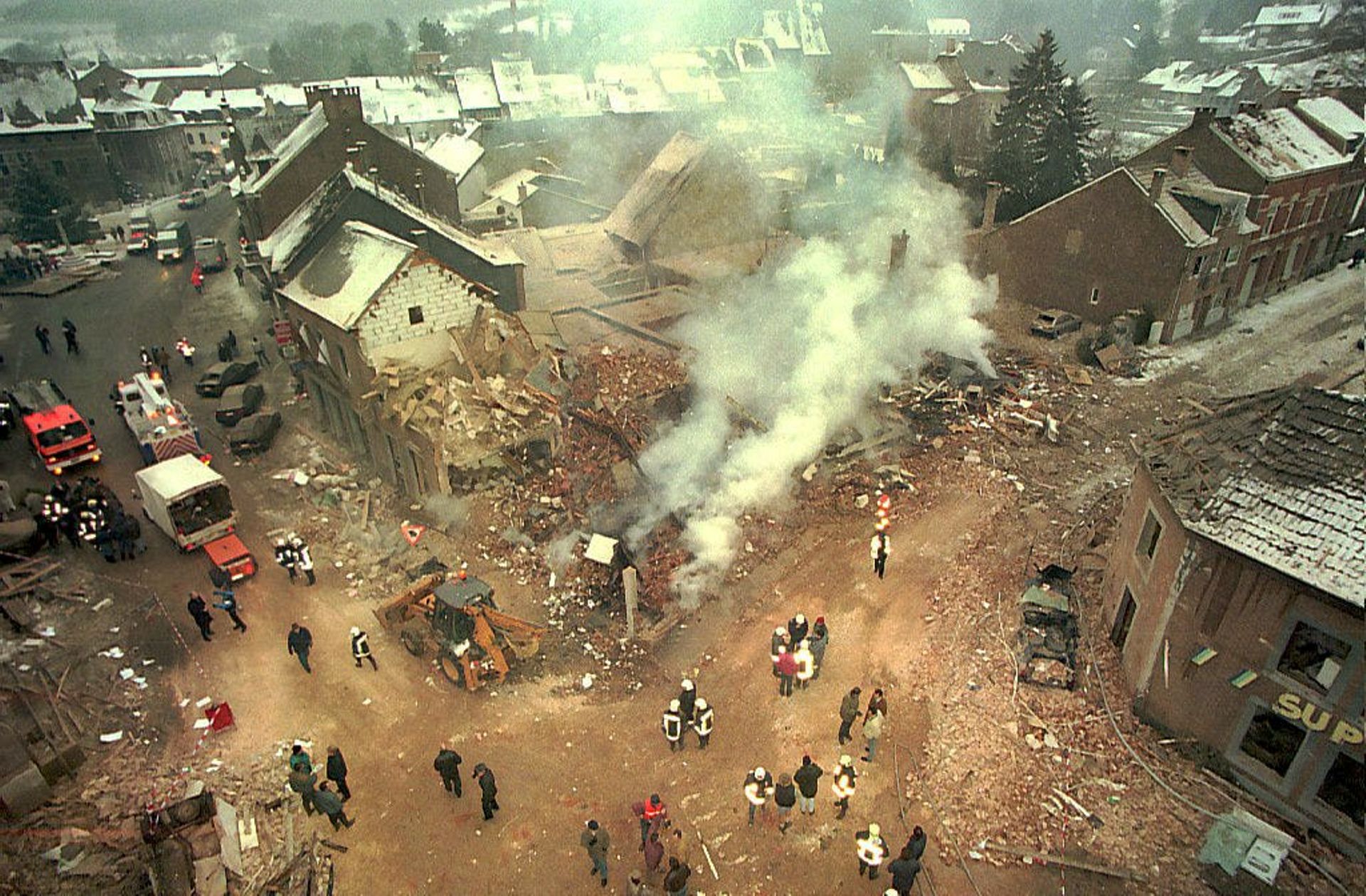 Il y a 20 ans, une explosion de gaz ravageait le centre de Theux - rtbf.be