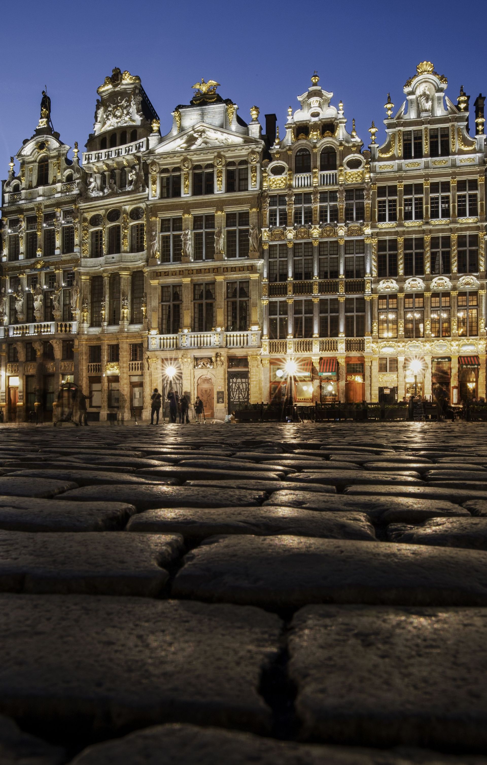 La Grand-Place de Bruxelles, trésor historique et architectural de la ...