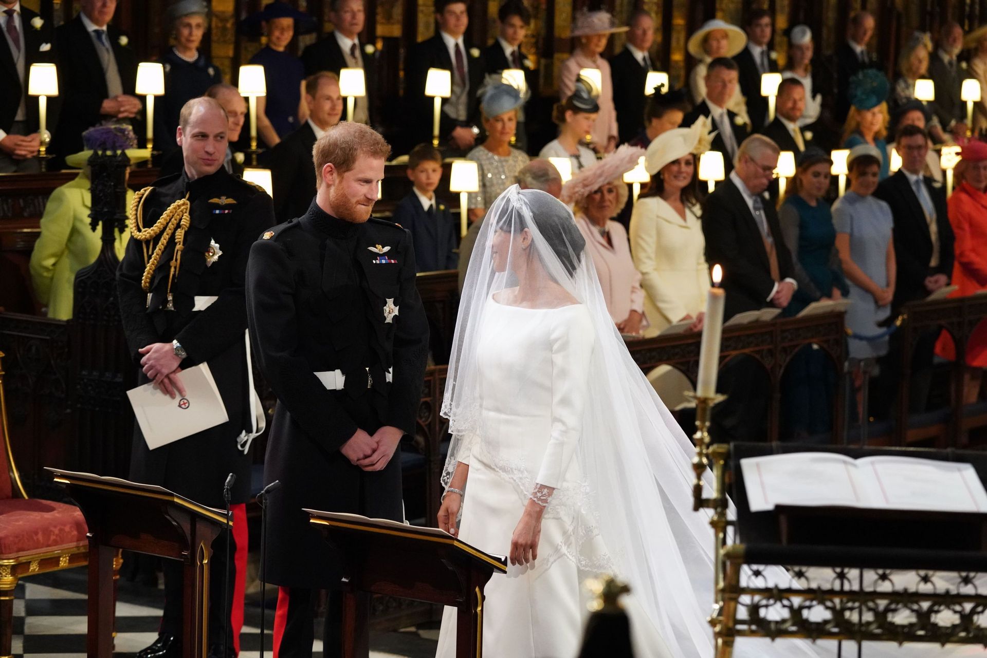 Voici la robe portée par Meghan Markle pour son mariage avec le prince ...