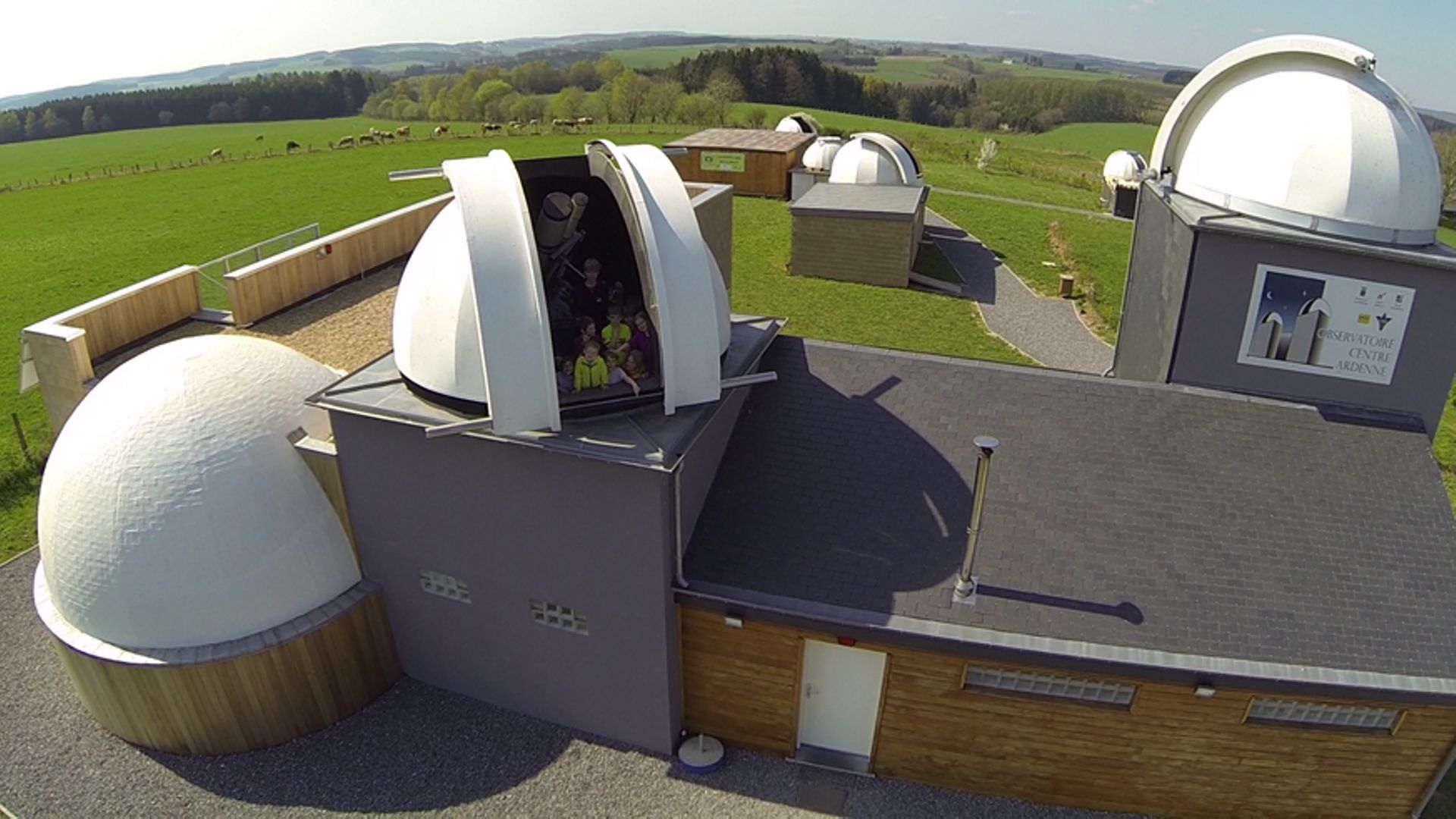 Neufchâteau : un observatoire dans la campagne pour regarder le ciel ...