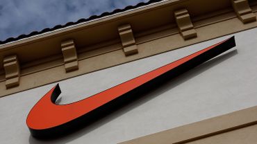 Bad buzz : une chaussure Nike explose en plein match, au pied d'une ...