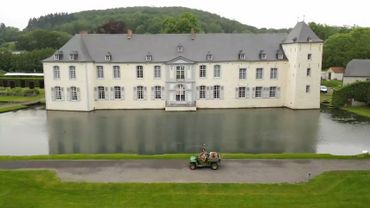 Jessica Riga nous partage son coup de foudre pour Lustin - RTBF Actus