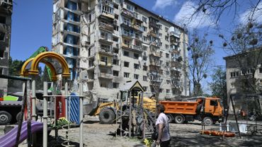 Guerre en Ukraine : Vladimir Poutine dit ne 'pas exclure' la prise de la ville ukrainienne de ...