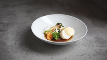 Recette : Skrei de Norvège à la sauce hollandaise - RTBF Actus