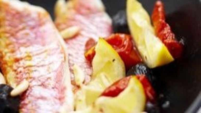 Les filets de rouget façon « Méditerranée » - RTBF Actus