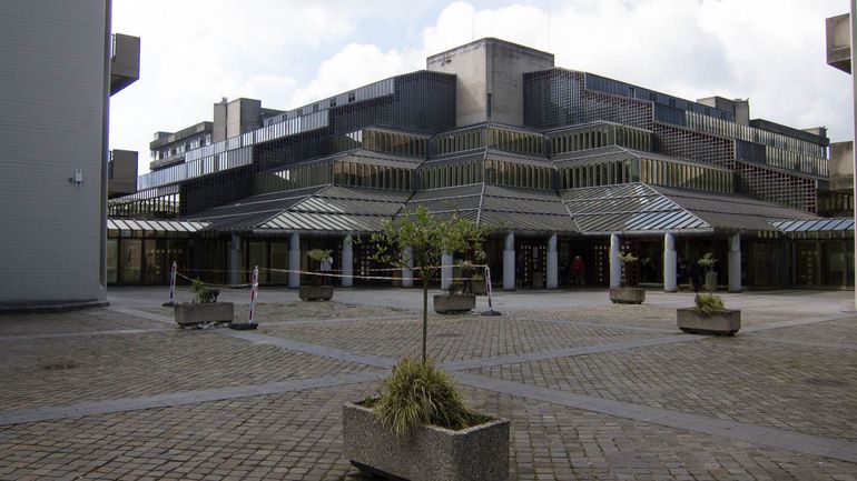 Le CHU de Liège et le Centre neurologique et de réadaptation ...