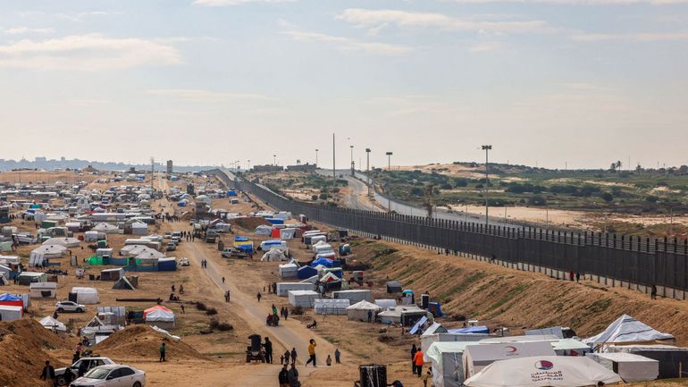 Guerre Israël-Gaza : dans les camps de réfugiés de Rafah, le froid et ...