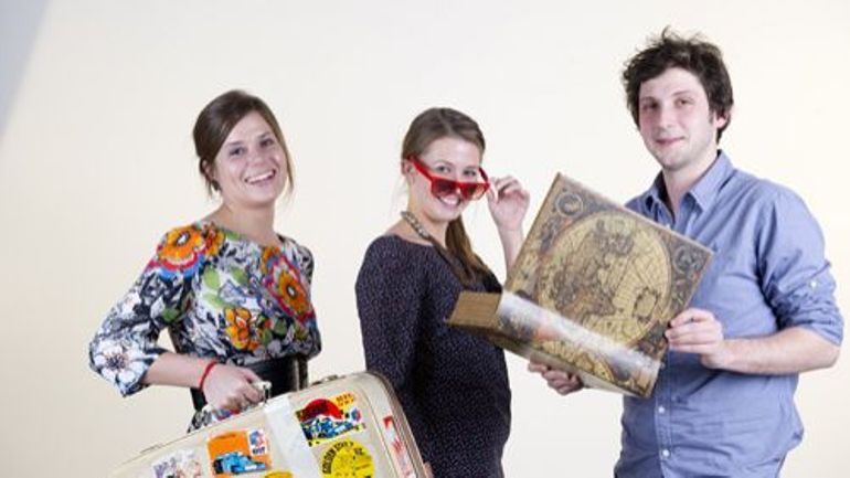 Hélène, Mathieu et Roxane, 24 ans, Bruxelles - RTBF Actus