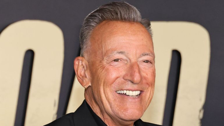 Bruce Springsteen joue ses plus grands titres pour Kamala Harris - RTBF ...