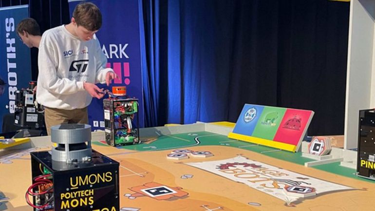 Waste Shark, le robot écologique qui nettoie l'eau des déchets ...