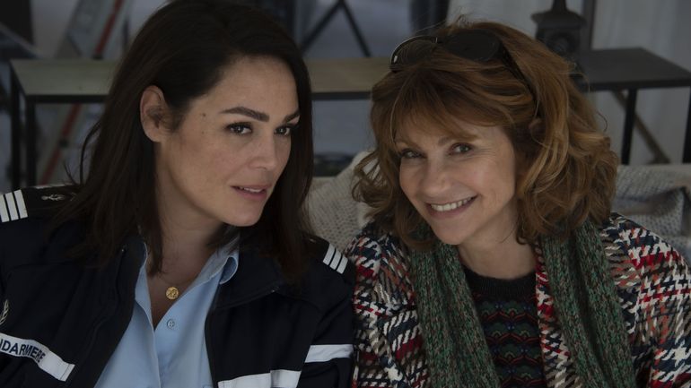 “Crime à Ramatuelle” : Florence Pernel et Lola Dewaere mènent l’enquête ...