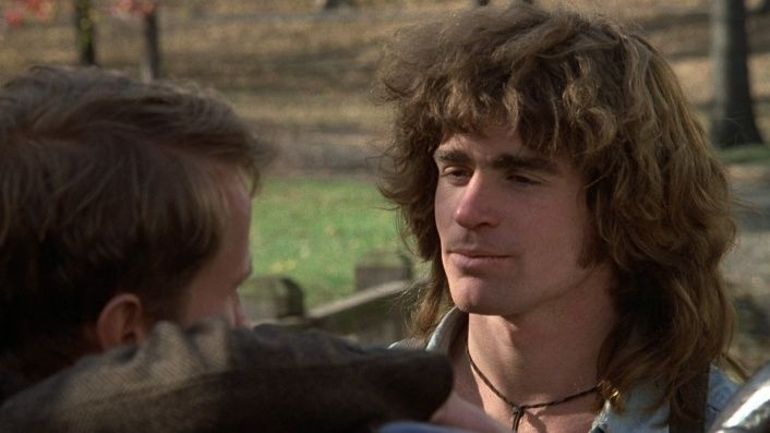 Trois choses à savoir sur Alexia Barlier, la star de 'Sophie Cross' et ...