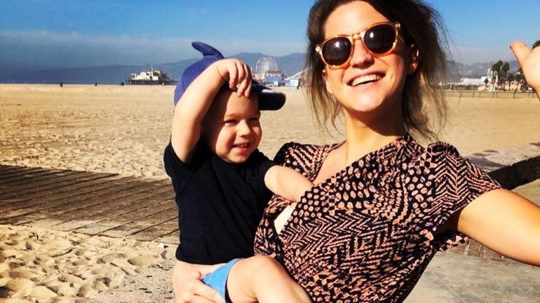 Selah Sue avec ses enfants dans un clip tout en douceur - RTBF Actus