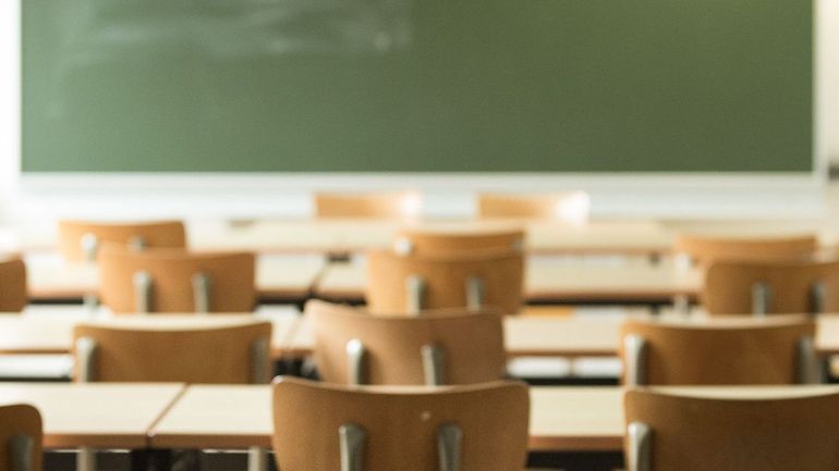 Rentrée scolaire 2023 : le calendrier à imprimer avec les nouveaux rythmes scolaires - RTBF Actus