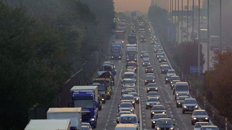 Routes bruxelloises: des bouchons en perspective cet été - RTBF Actus