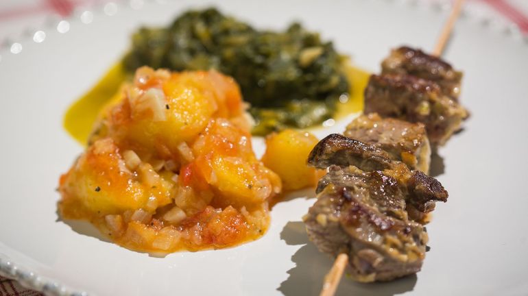 Inyabutongo, Igitoki et brochettes de chèvre grillées - RTBF Actus